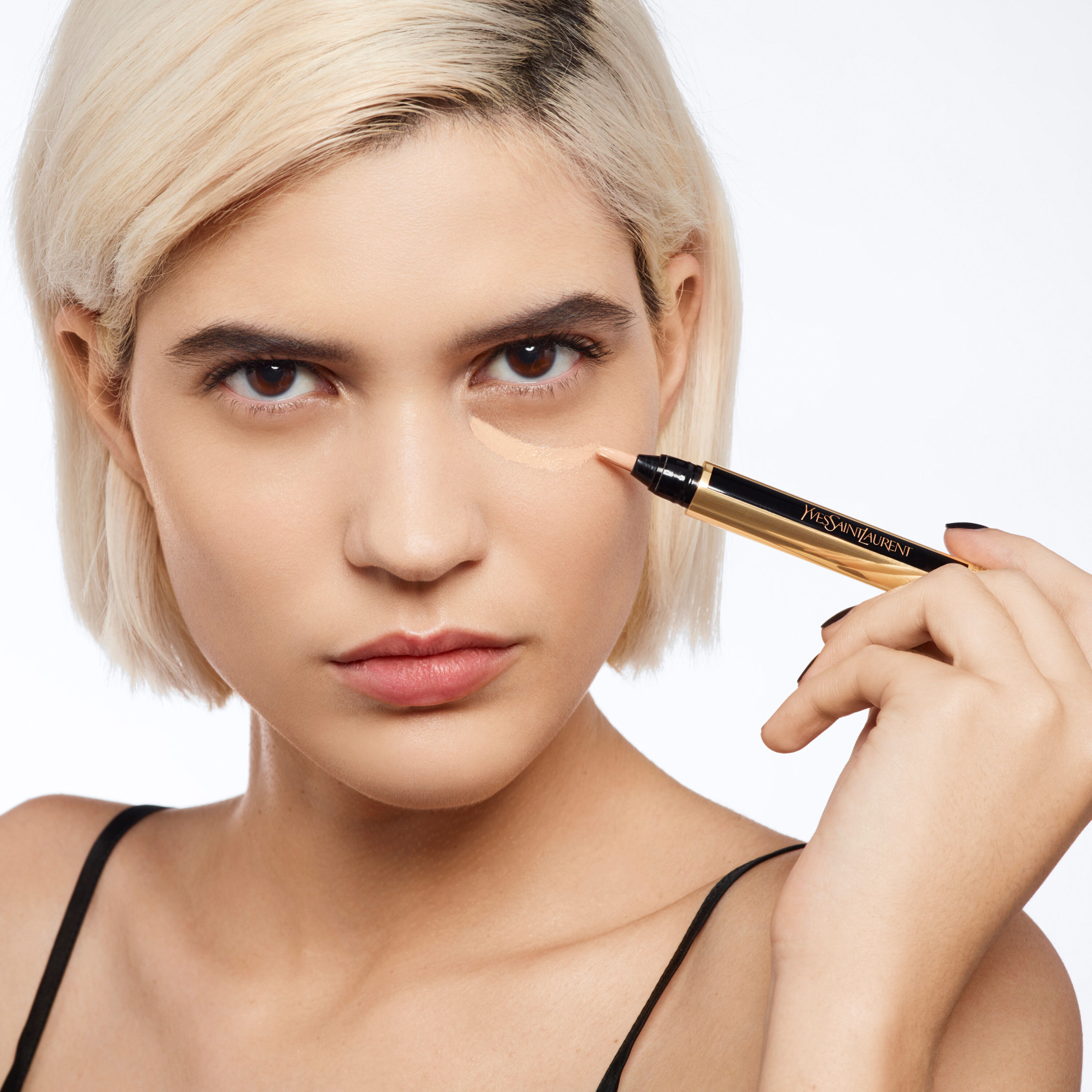 Touché Éclat High Cover Radiant Glow Concealer - YSL Beauty